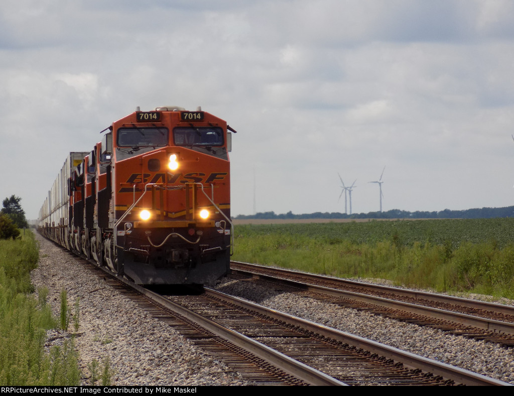BNSF 7014